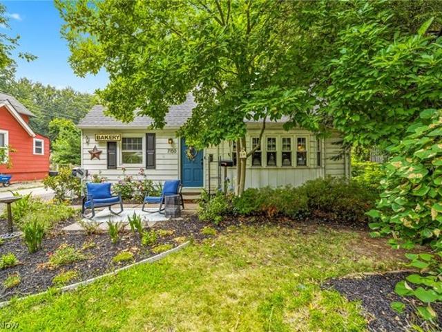 7150 Burridge Ave, Mentor, OH 44060