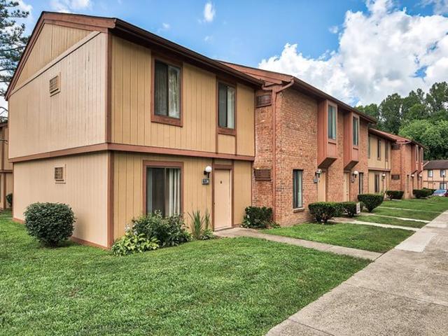 7150 Beech Dr, Huntington, WV 25705