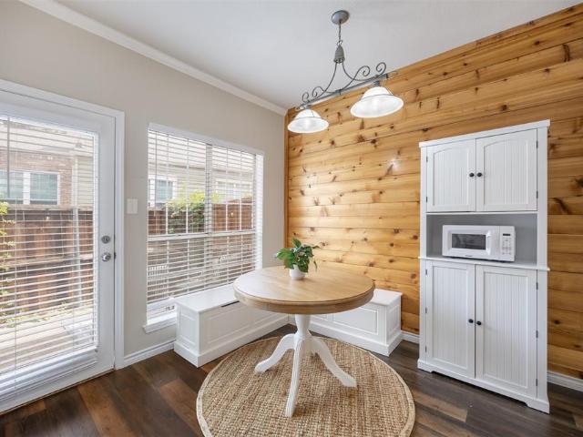 7151 Gaston Avenue # 910