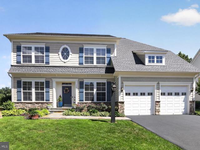 7153 Comrie Court