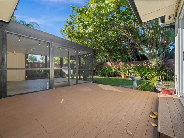 715 10th St N, Naples, FL 34102 | MLS #226007
