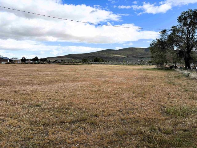 715 710 Lake Leavitt Rd