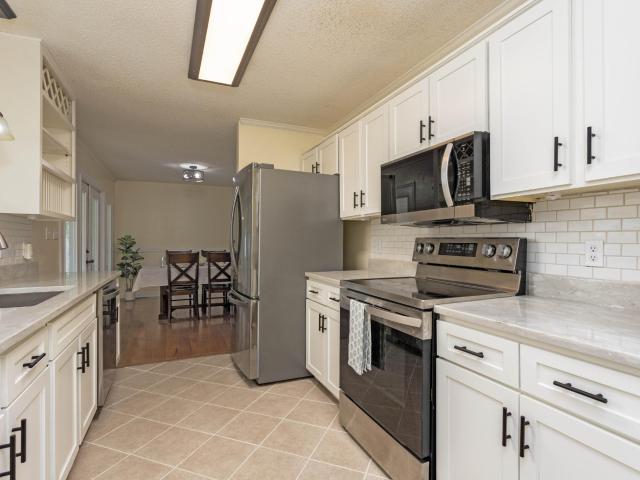 715 Carmen Drive