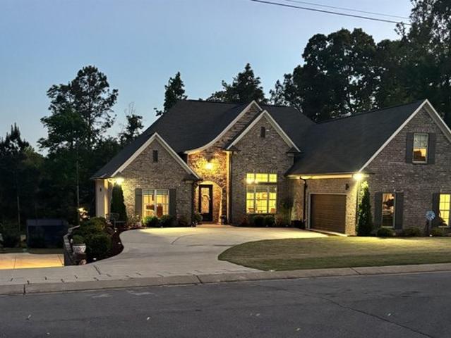 715 Cassie Dr W, Pell City, AL 35128