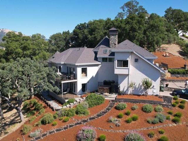 715 Castle Rock Rd, Walnut Creek, CA 94598