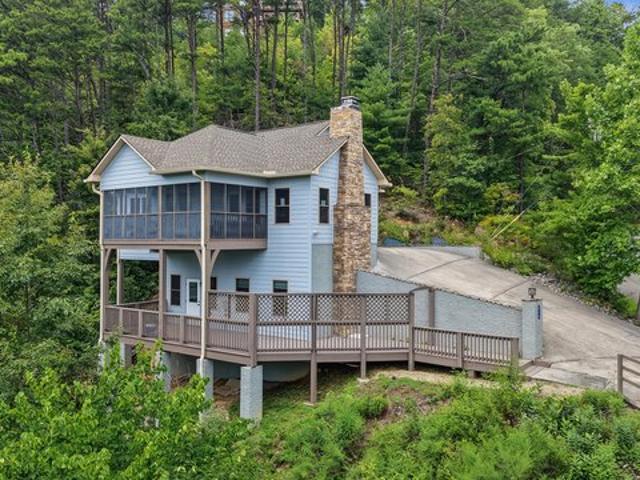 715 Christy Ln, Townsend, TN 37882