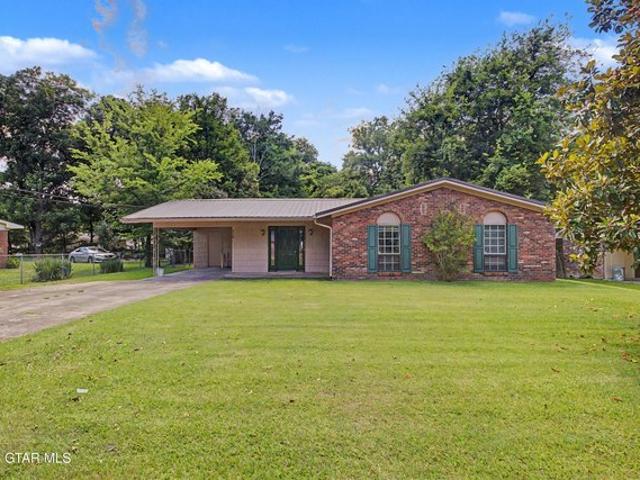 715 Cypress Rd, Starkville, MS 39759
