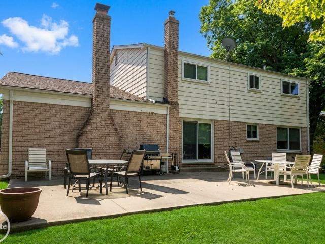 715 Abbey Court