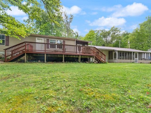 715 George Hardwick Dr, Bronston, KY 42518