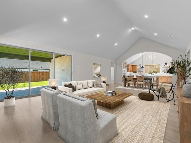 715 Emerald Heights