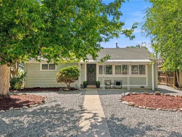 715 Emporia St, Aurora, CO 80010