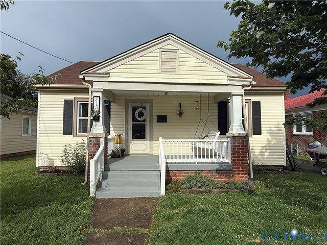 715 Hamilton Ave, Colonial Heights, VA 23834