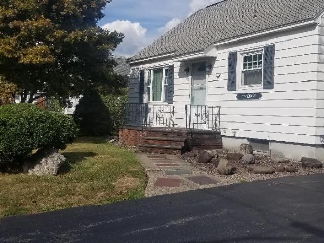 715 Montrose Ave