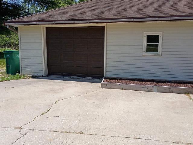 715 Monument Road