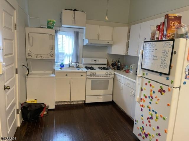715 Main St # 2