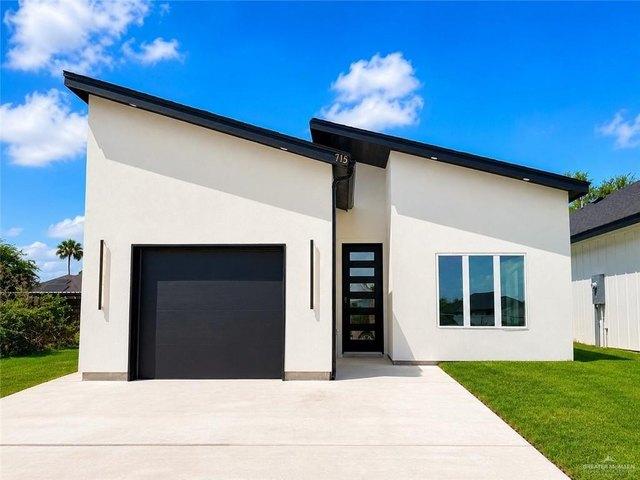 715 N 25th St, Mission, TX 78574