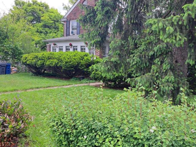 715 N Easton Road