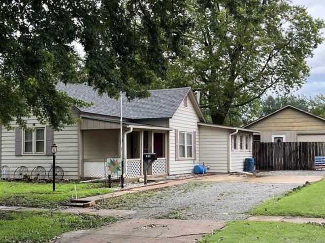 715 N Jennings Ave, Anthony, KS 67003
