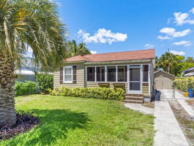 715 N K St, Lake Worth Beach, FL 33460