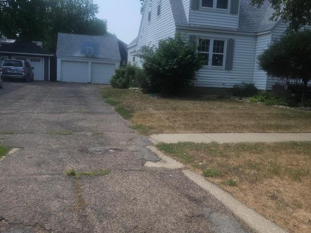 715 N Mckenzie Street