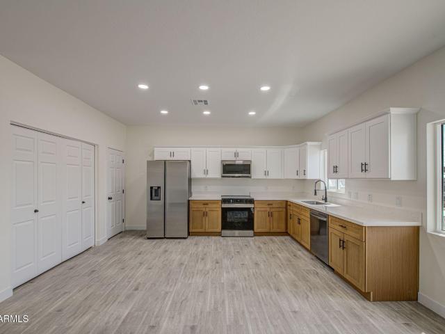 715 S 97TH Street