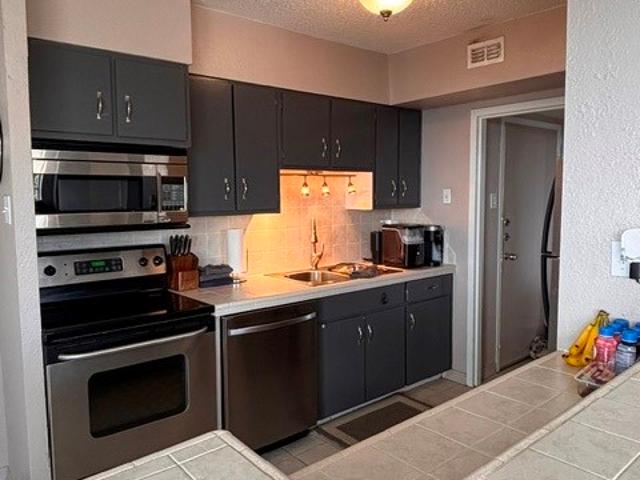 715 S Upper Broadway, Unit 201, Corpus Christi, TX 78401 | MLS #479530