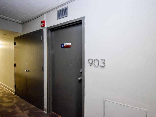 715 S Upper Broadway Street 903