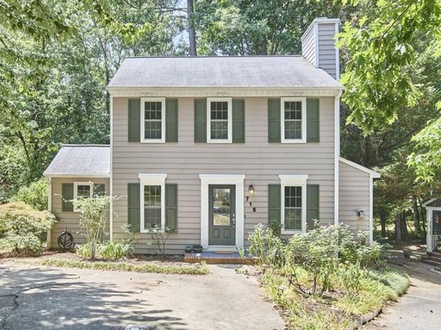715 Sleepy Creek Dr, Durham, NC 27713