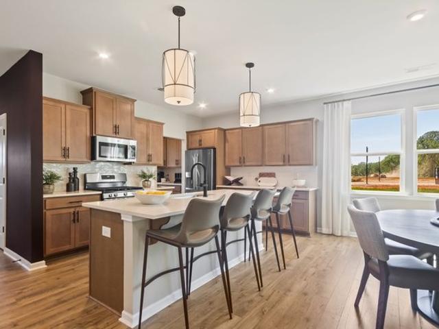 715 Stoughton Dr, Fountain Inn, SC 29644