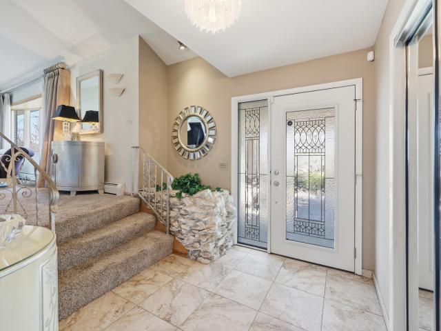 715 Pinecroft Drive