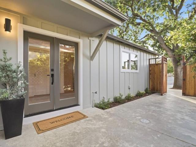 715 Roosevelt Ave, Redwood City, CA 94061