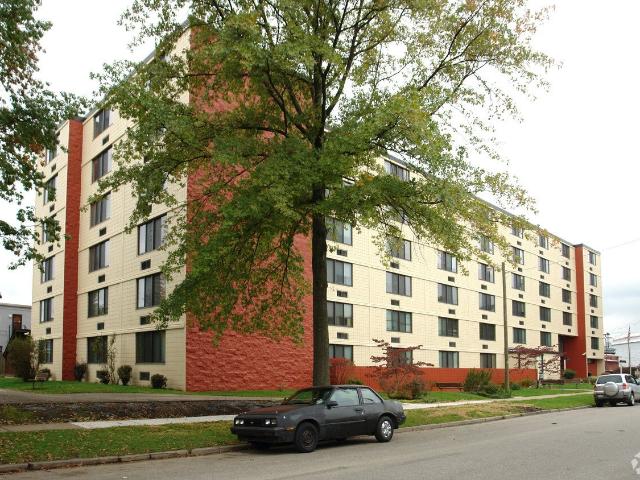 715 Randolph St 1 bed, 1 full bath