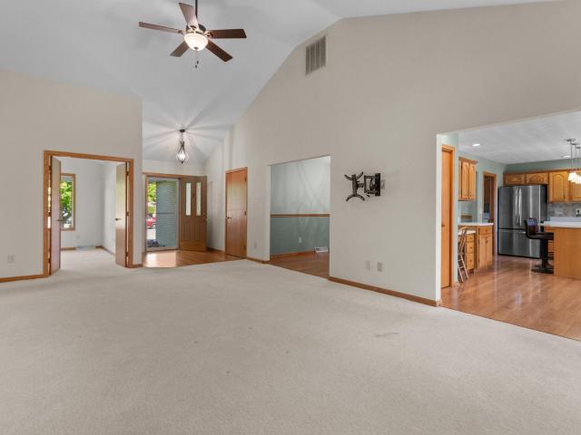 715 Riverview Drive