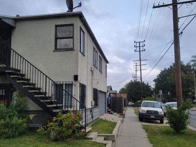 715 W 92nd Street