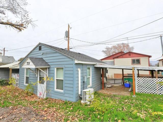 715 W 12th St, The Dalles, OR 97058