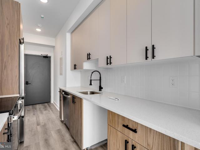 715 W Cumberland St, Unit 7, Philadelphia, PA 19133 | MLS #PAPH2583 | Compass