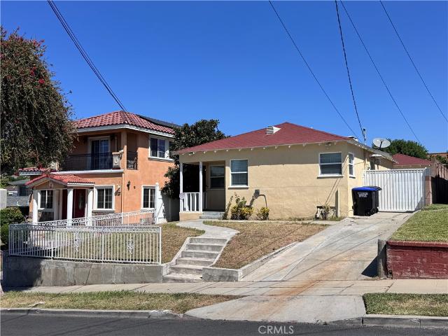 715 W Graves
