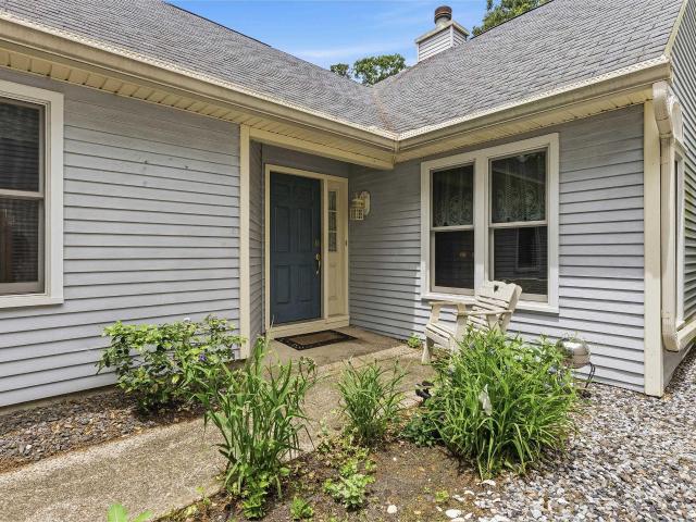 715 Whalers Cove Ct