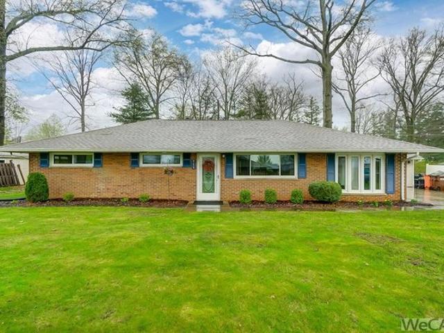 715 Wildwood Ave, Elida, OH 45807