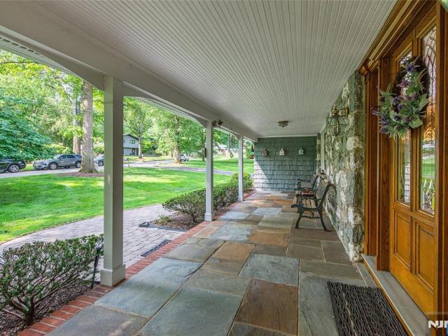 715 Terrace Heights