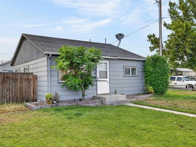 715 Thayer Dr, Richland, WA 99352
