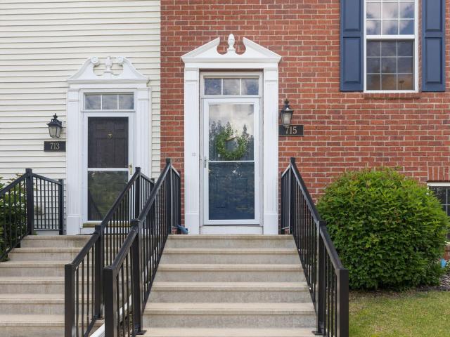 715 Village Parkway