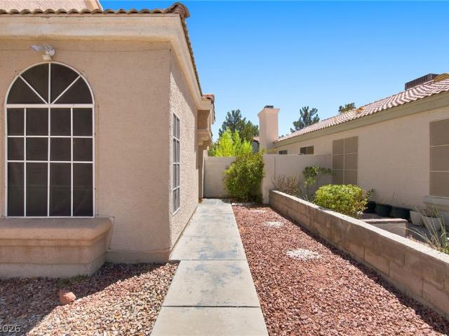 7164 Paradise Bay Drive