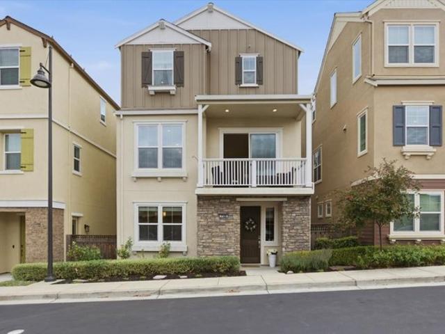 7168 Carneros Ln, Dublin, CA 94568