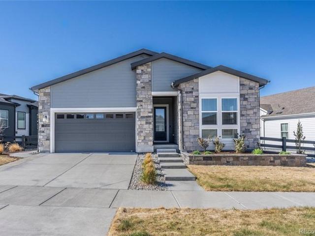 7169 Canyon Sky Trl, Castle Pines, CO 80108