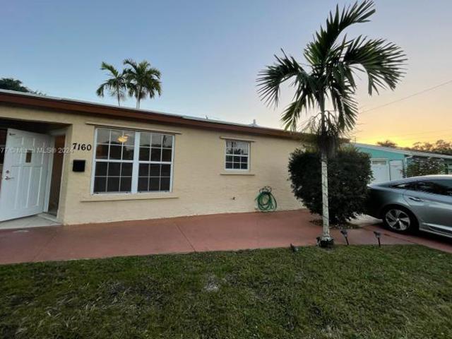 7160 Raleigh St, Hollywood, FL 33024