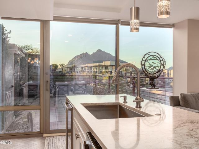 7161 E Rancho Vista Dr, Unit 4014, Scottsdale, AZ 85251 | MLS #6991 | Compass