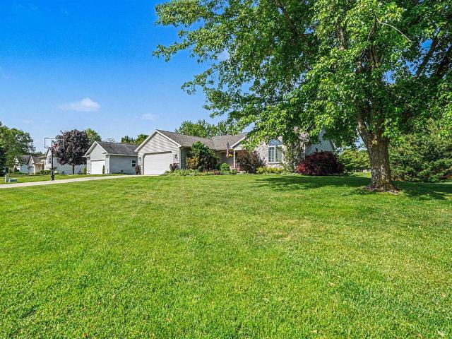 7161 Pine Oak Lane