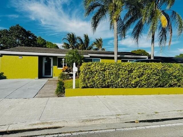 7161 Sheridan St, Hollywood, FL 33024