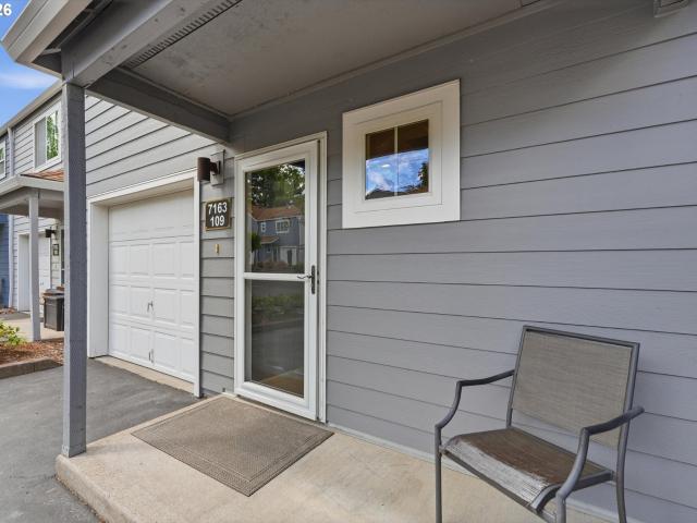 7163 sw sagert st # 109